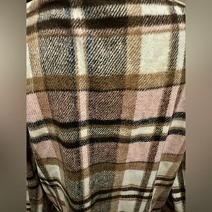 Tops | Nwt Autumn Plaid Shackets | Poshmark